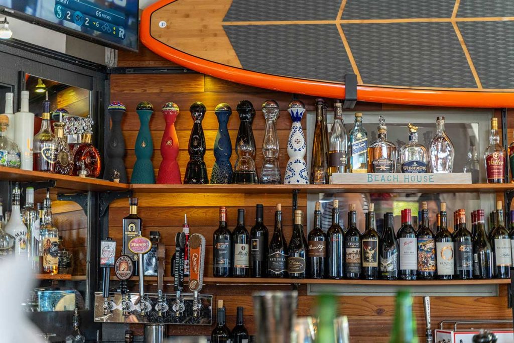 Photo Gallery - BeachHouse Bar + Grill Restaurant - Lake Washington ...